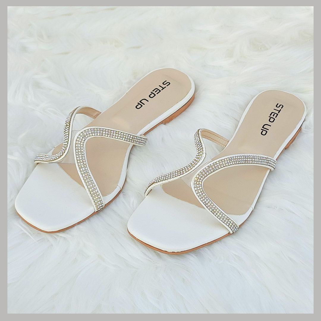Square toes sandal with embellished straps | Luisa - Step Up
